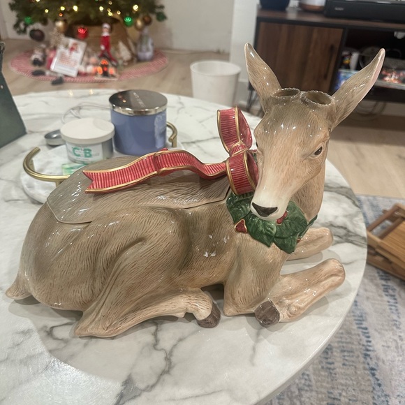 Fitz and Floyd | Holiday | Fitz Floyd Holiday Deer Figurine With Red ...